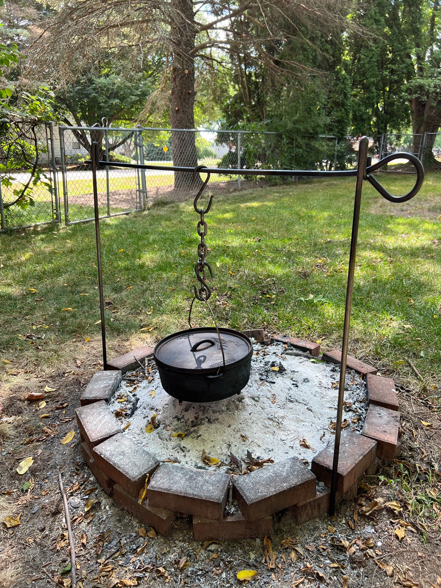 Hand Forged Campfire Dutch Oven Tripod Set – Buffalo Forge Co.